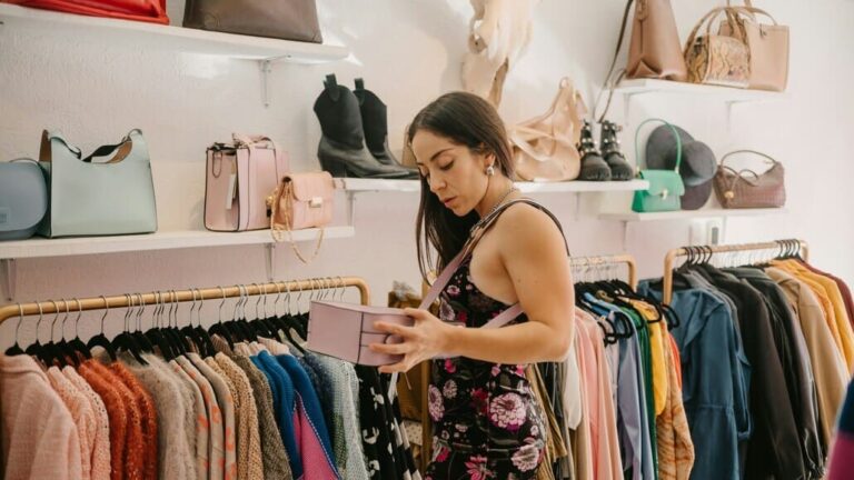 US clothing spending drops 3.9% in early 2025: Earnest