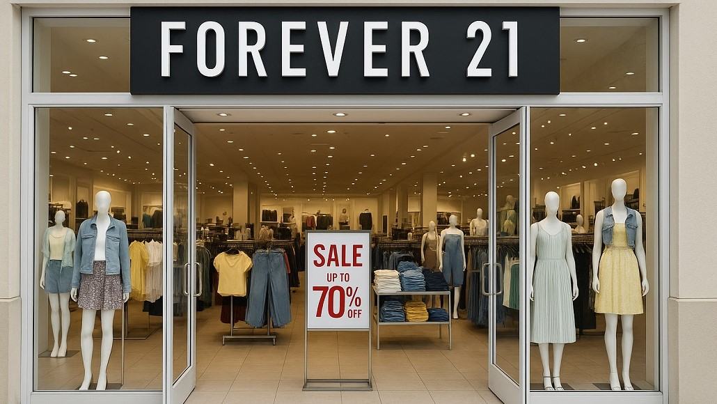 Forever 21 Continues Online After US Store Closures
